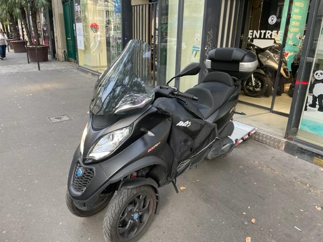 Magasin De Scooters Thermiques Et électriques Piaggio Mp3 500